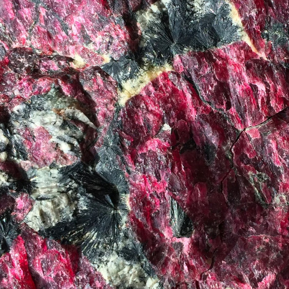 Eudialyte Crystals – Divine Crystal Heart