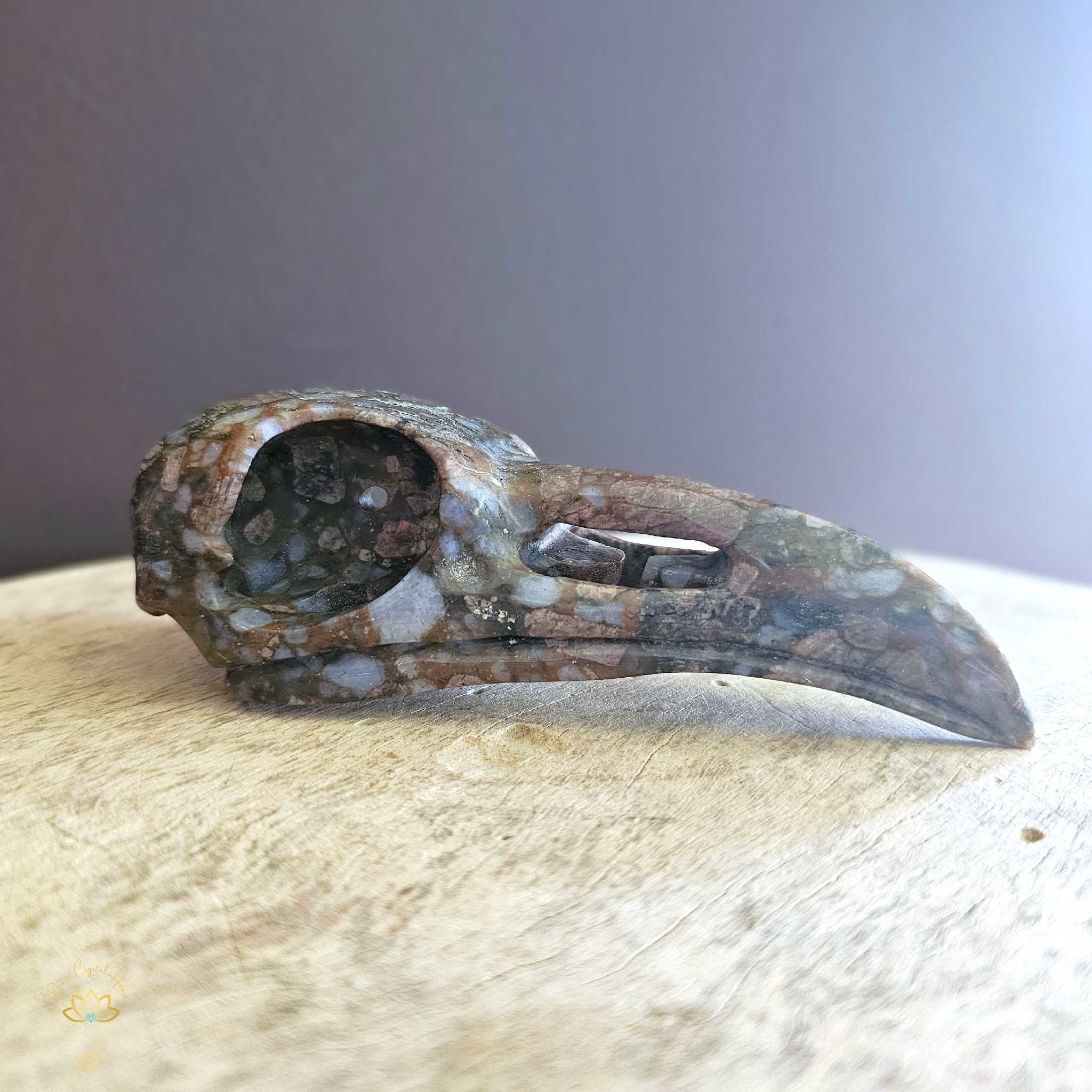 Que Sera Crystals – Divine Crystal Heart