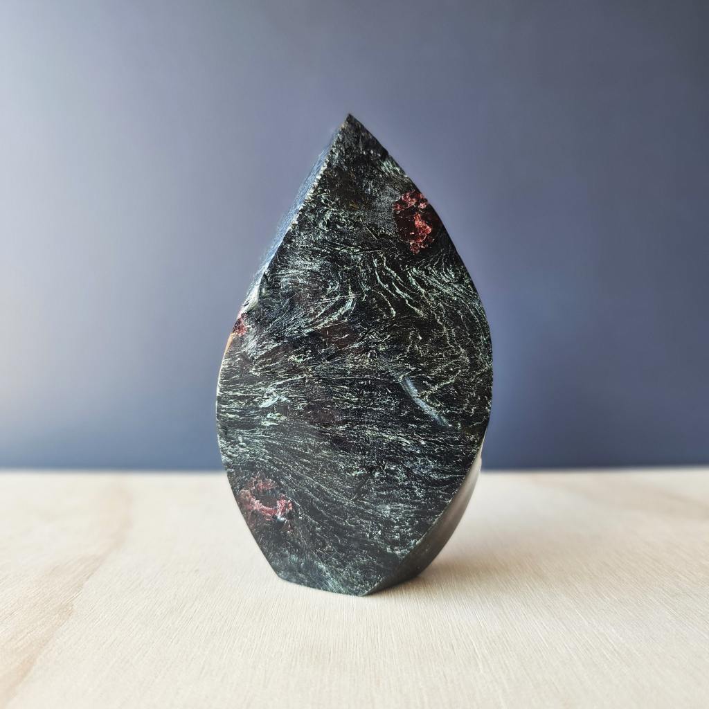 Garnet & Fuchsite Flame | Starseed Armour – Divine Crystal Heart