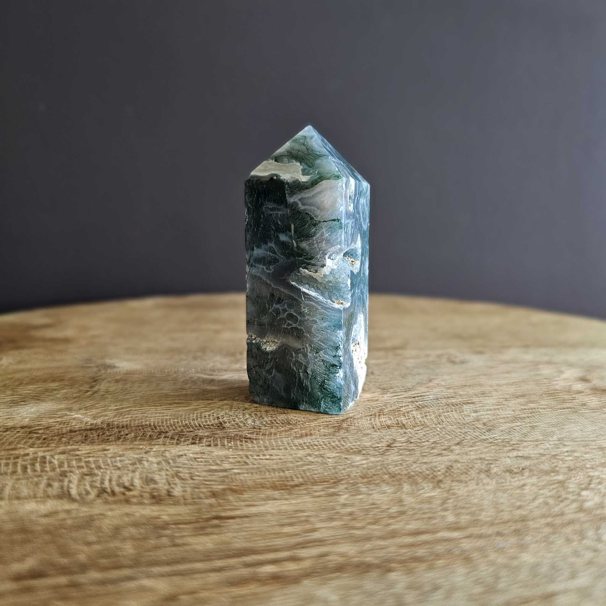 Moss Agate | Obelisk 135gms – Divine Crystal Heart